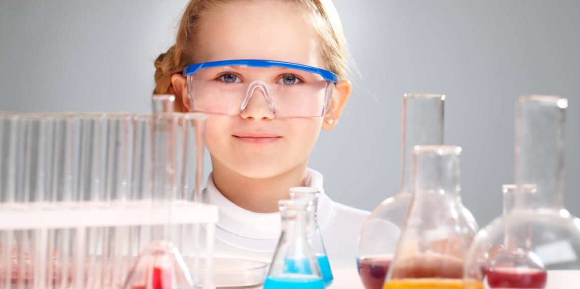 Encouraging Girls to Explore STEM - MAD-learn blog